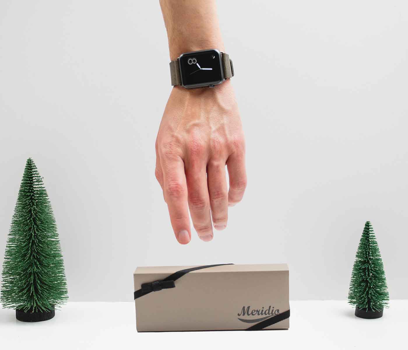 Deep Leaf Apple watch green genuine leather band made in Italy | Meridio